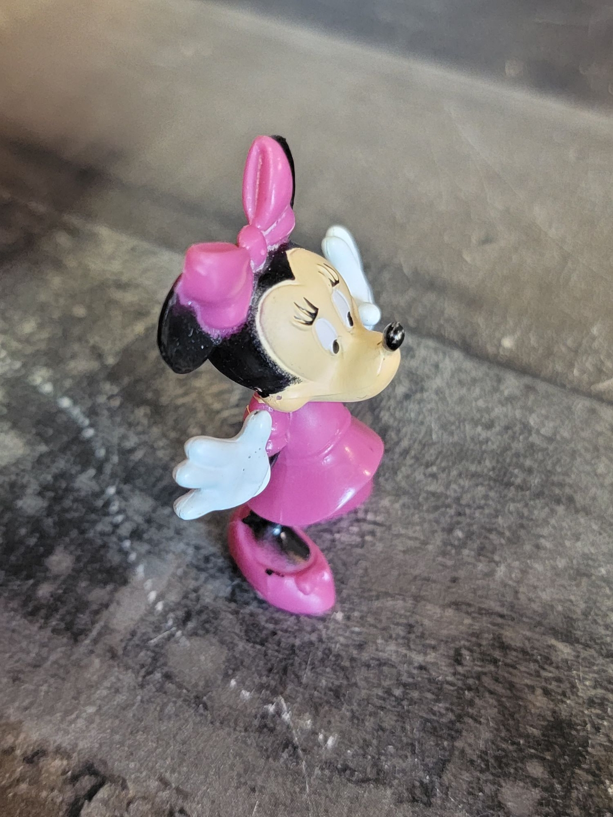 Pink Minnie Mouse Disney toy figure | eBay
