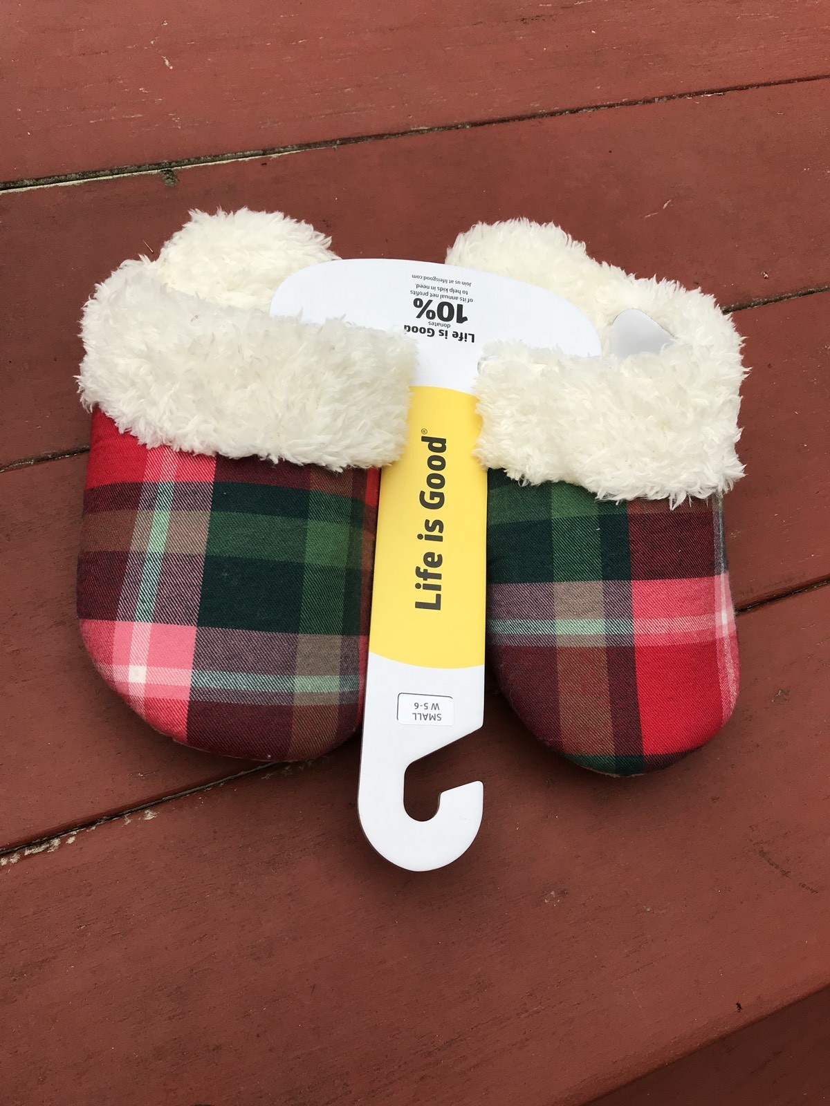 Red Green and White Fluffy Plaid Christmas "Life is Good" Slippers Sz ...