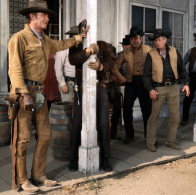 Don Collier as Sam Butler and miscellaneous extras on High Chaparral ...