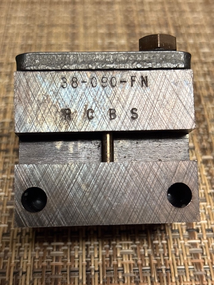 Lot 20. RCBS 082057 38-090-RN 2 Cavity Bullet Mold .38 Cal. 90 gr. RN ...