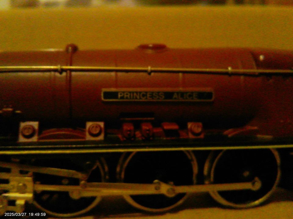 Wrenn 00 Locomotive Princess Alice. LMS Maroon Limited Edition with ...