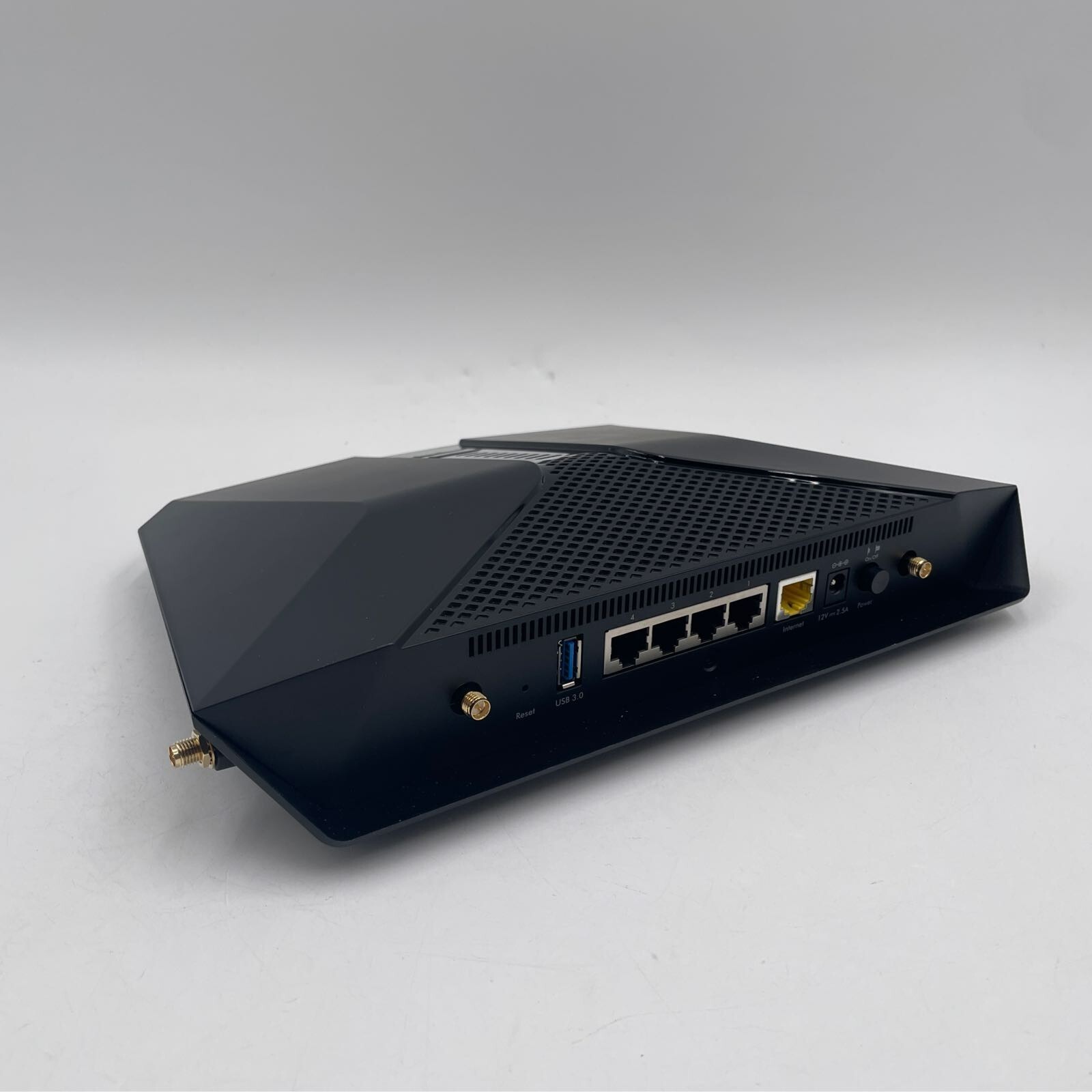 NETGEAR Nighthawk 6-Stream AX5400 WiFi 6 Router (RAX50) Dual Band ...