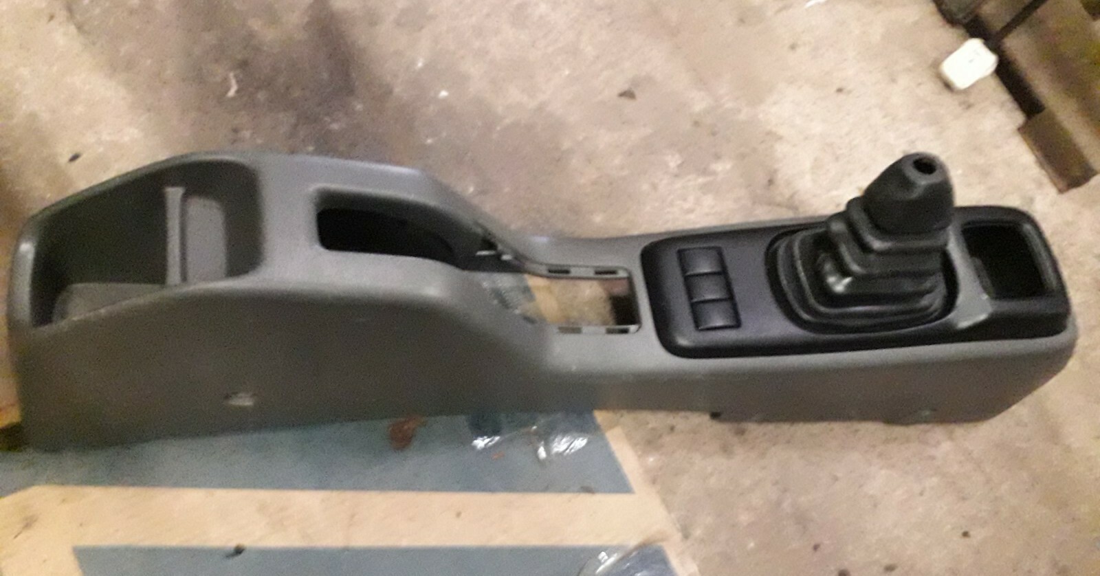 Suzuki Ignis Mk1 Centre Console | eBay
