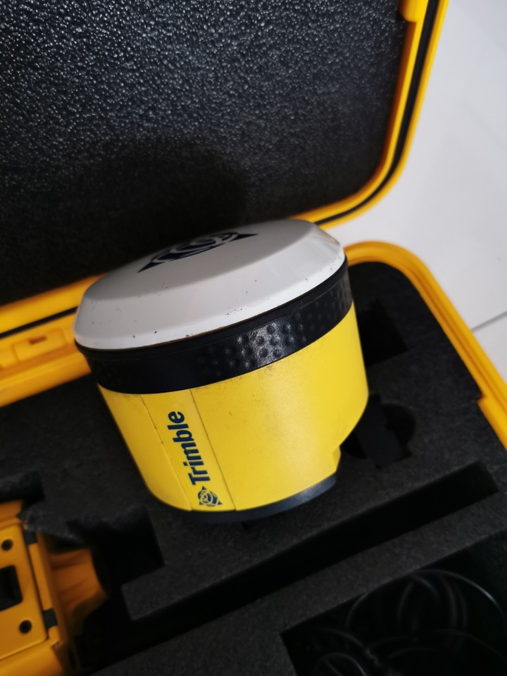 Trimble SPS585 GNSS Receiver VRS IBSS RTX TSC7 SiteWorks & SCS900 ...
