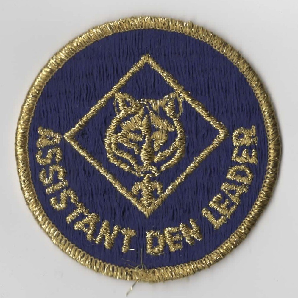 Cub Scout Assistant Den Leader Patch GMY Bdr. [5D-1303] | eBay