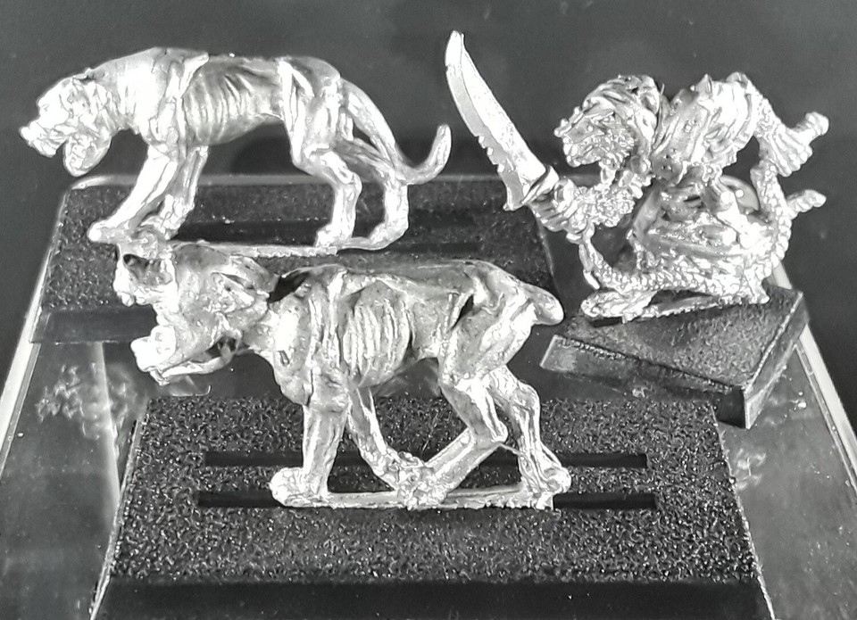 Citadel Minis WFB: Skaven Clan Moulder Rat-Ogres, Hellhounds [CHOOSE ...