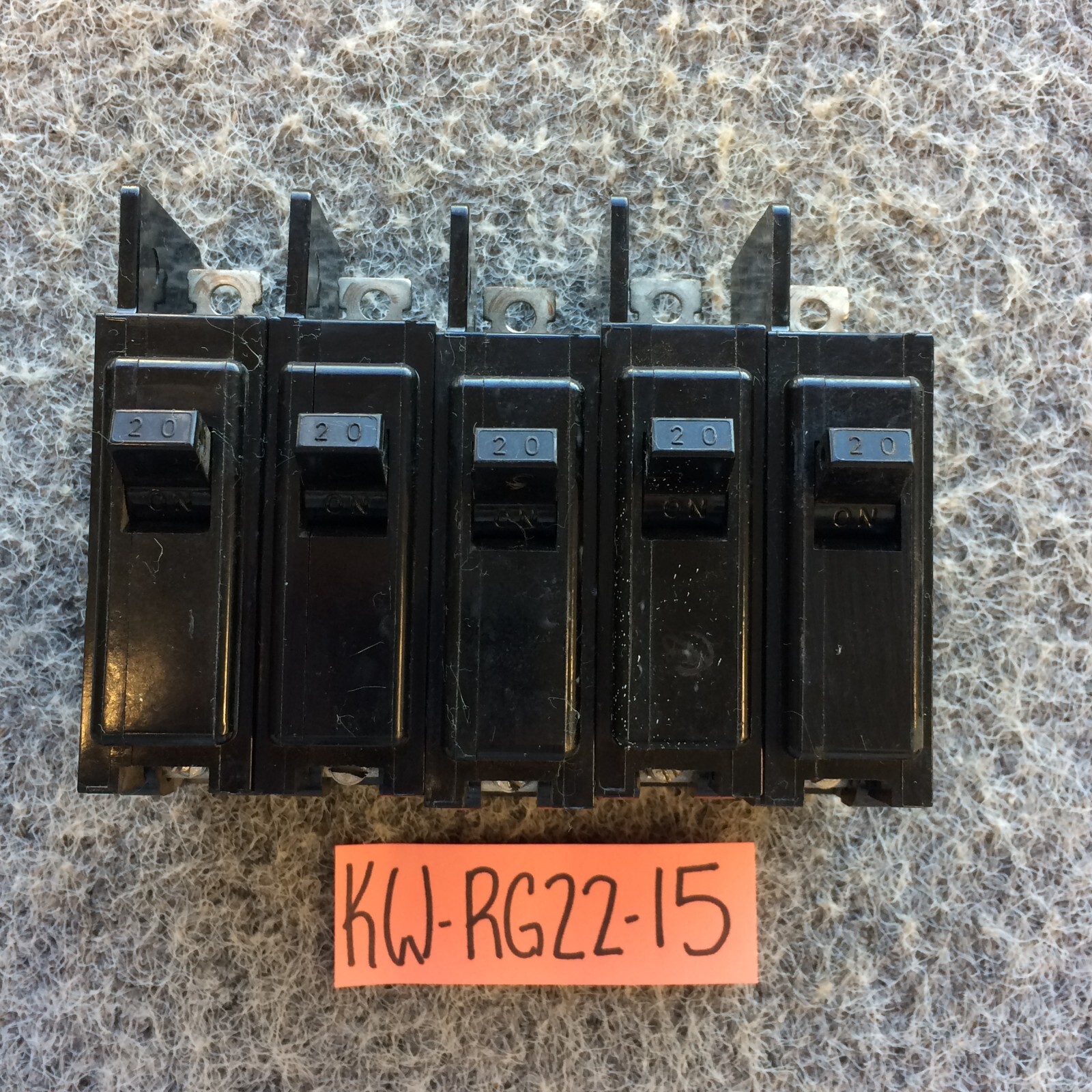 Siemens ITE 1 Pole 20 Amp 120/240V BQ Bolt On Circuit Breaker BQ1B020 ...