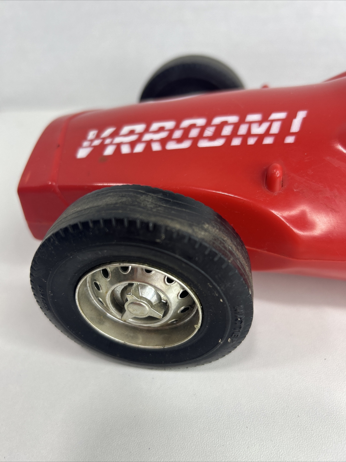 1963 Mattel Toy Guide Whip Indy Racer V Rroom Friction Power Red See ...