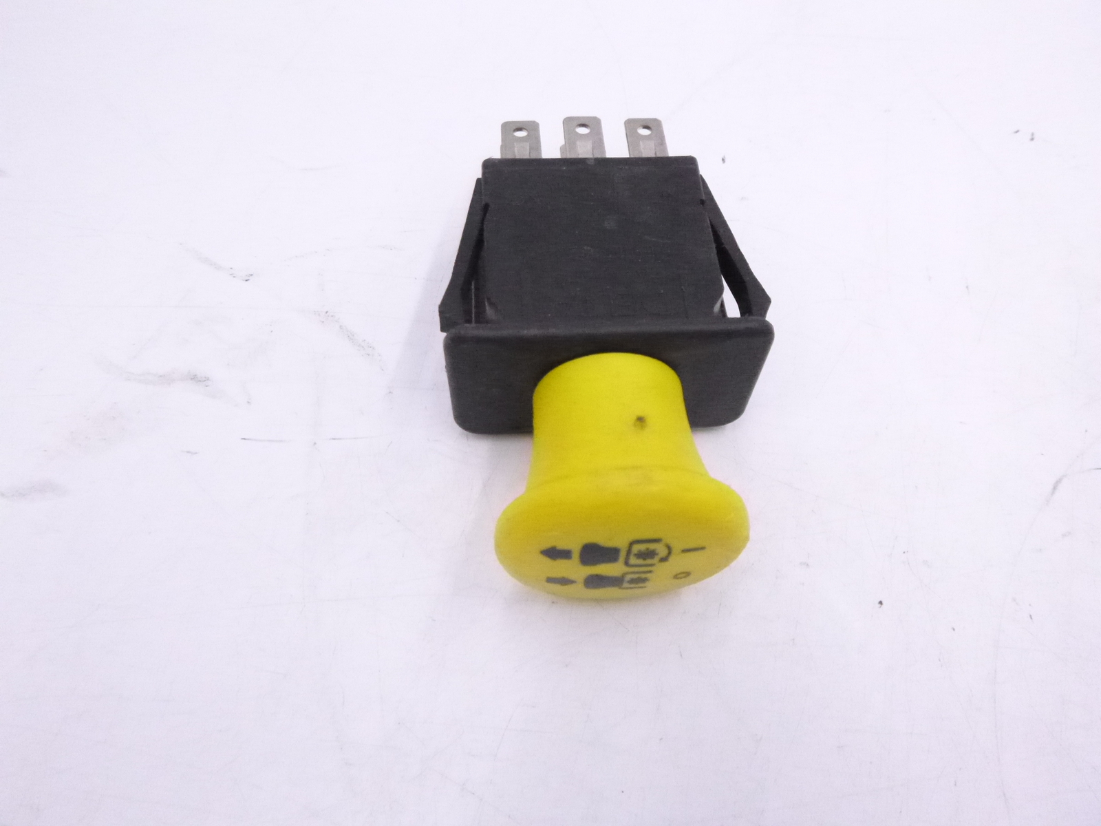 3 Pack Delta Systems PTO Switch Push Pull 6204 8 Terminal Yellow Switch ...