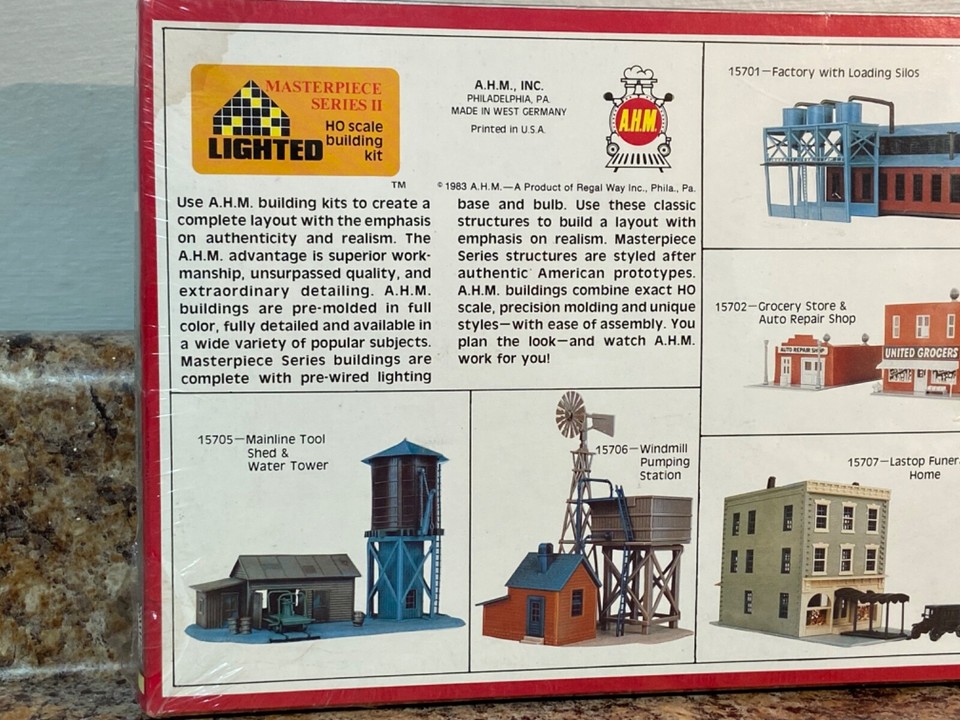 AHM STORE FRONT APARTMENT BUILDING / BARBER SHOP KIT HO SCALE LIGHTED ...