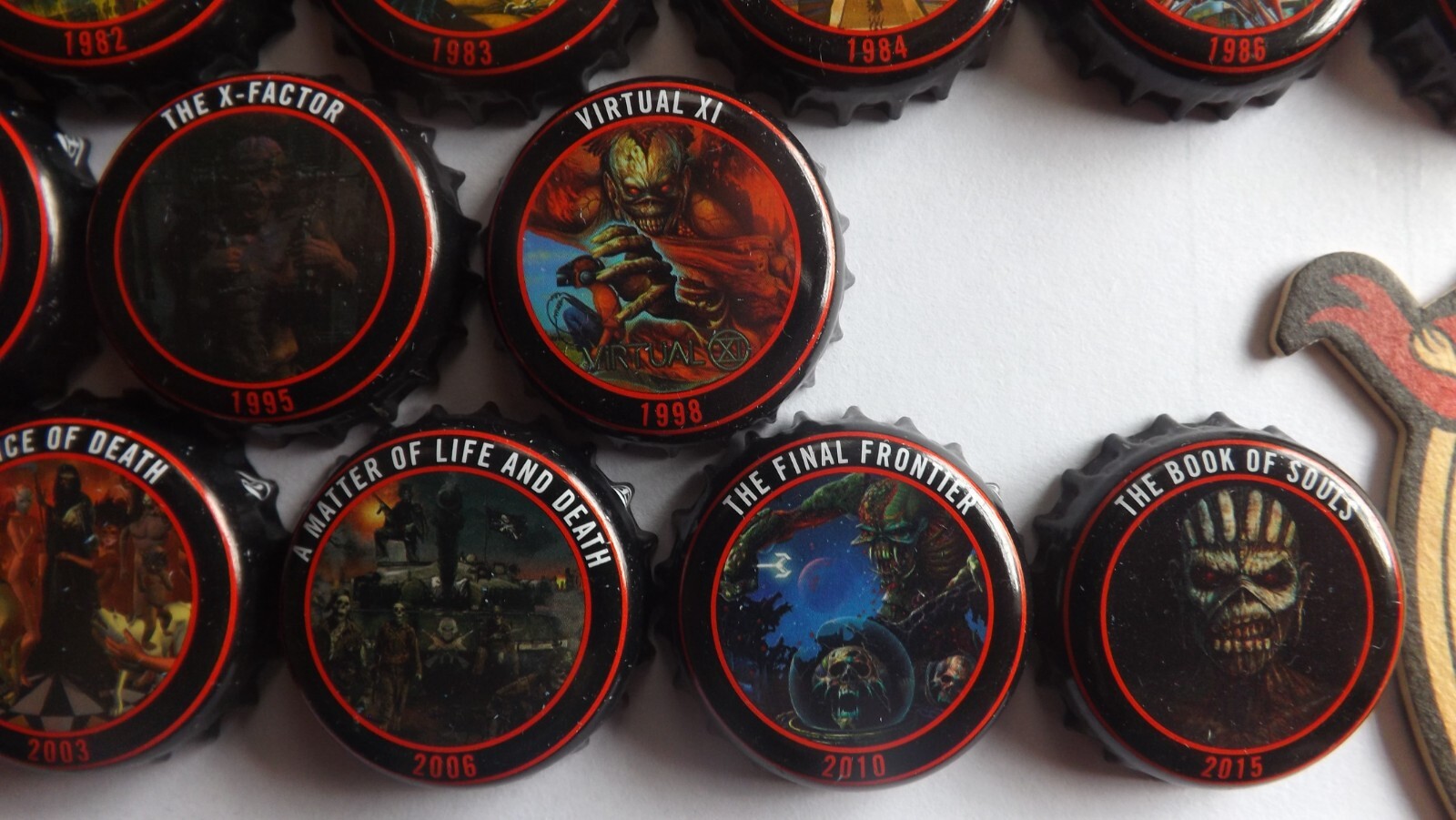 Iron Maiden trooper beer bottle 16 tops caps full set + bonus beer mat ...