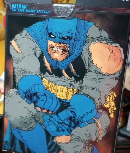 Batman - Battle Damage Blue 7" Figure - Frank Miller's Old Bruce - TDKR ...