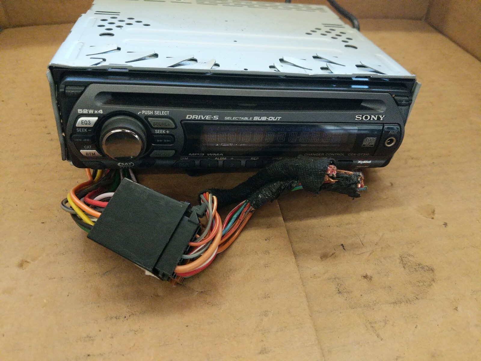 SONY EXPLOD RADIO/CD/RECEIVER/PLAYER/ CD-R/RW/EQ3/52WX3. Out of a 01 ...