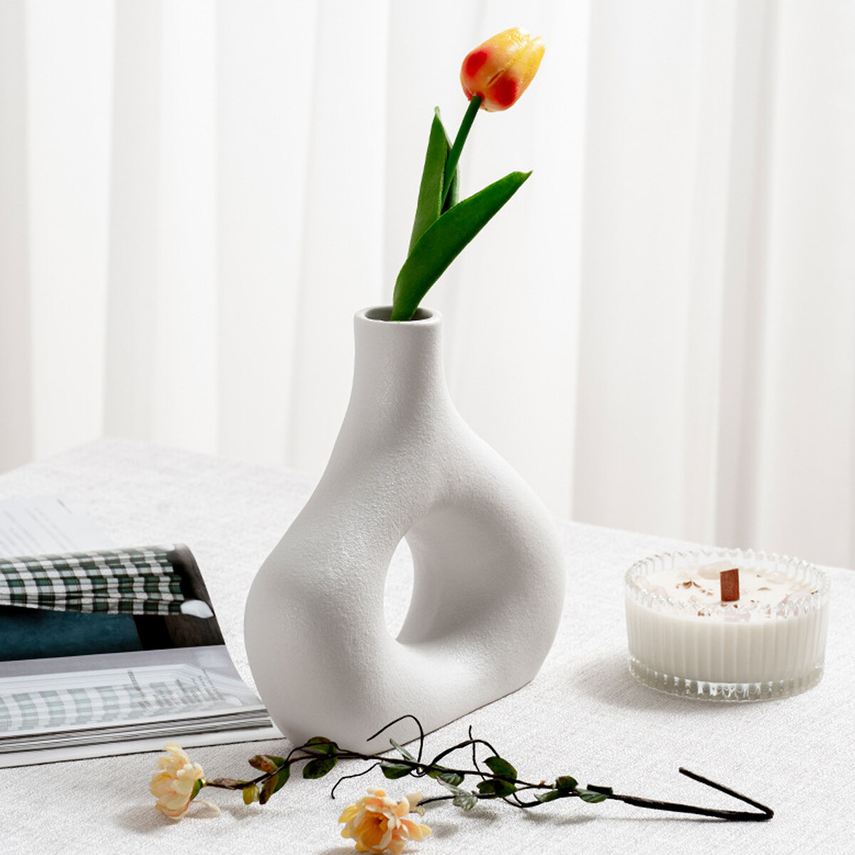 2Pcs Ceramic White Vase Set Irregular Flower Vases Decorative ...