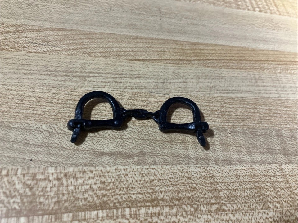 1960’s Johnny West Series - Marx Sam Cobra Handcuffs | eBay