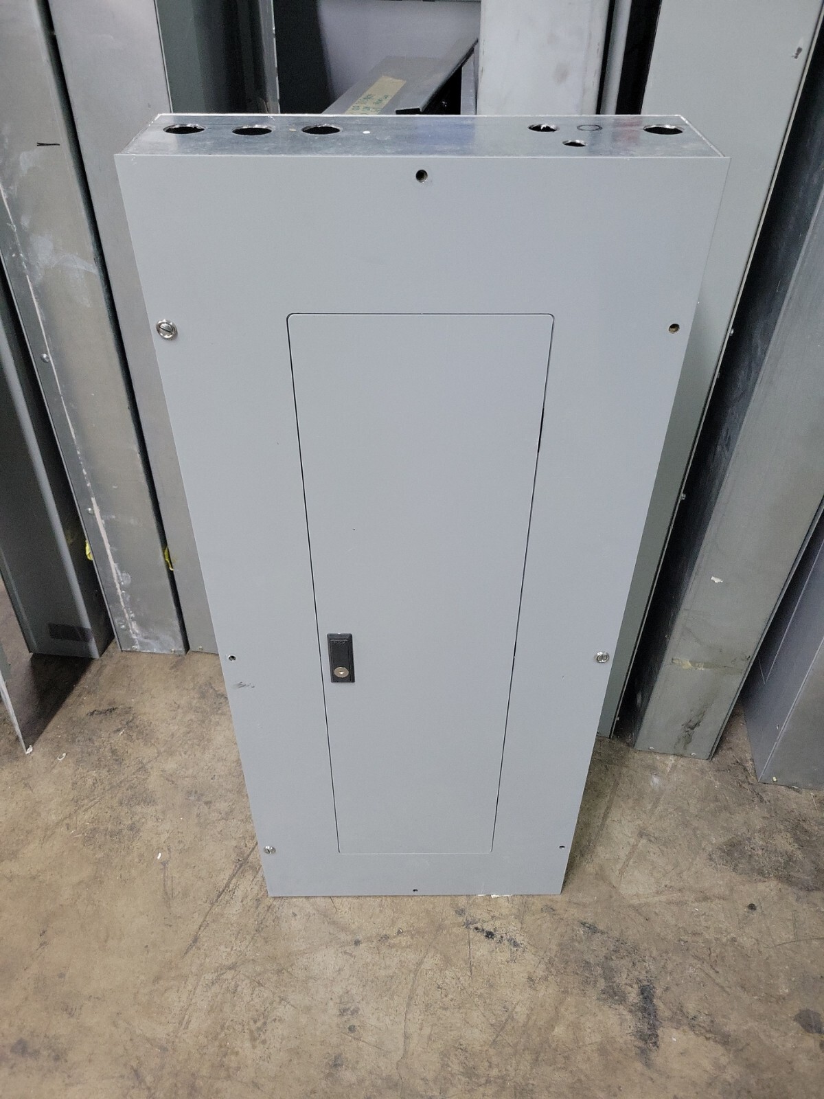 EATON Panelboard PRL1A 125 Amp, 120V, Nema 1, 42 Cir. MCB 3PH | eBay