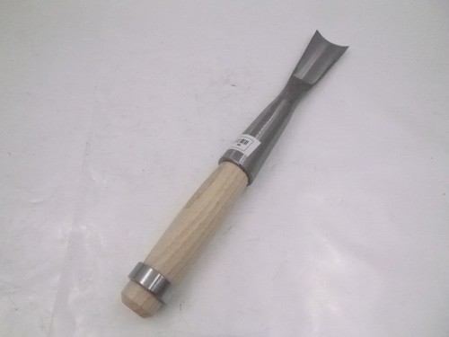 Barr Tools 1-1/2" Heavy Duty Curved Framing Bench Chisel Wooden Handle ...