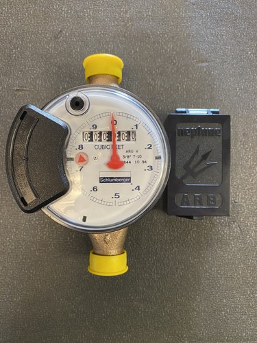 Neptune 5/8x3/4 T-10 Water Meter NSF61 ARB 100 Cubic Feet With Arb Box ...