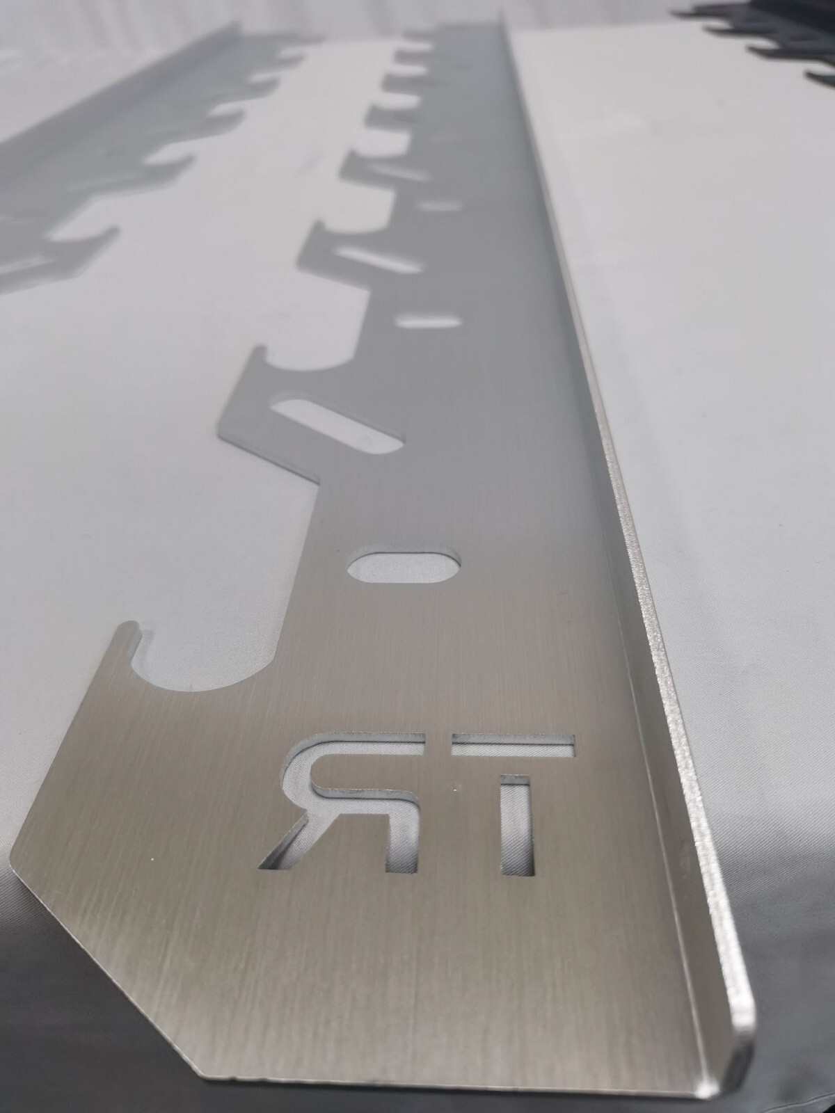 Brush Aluminum Tint Rack that holds 8 rolls includes 72" rods | eBay