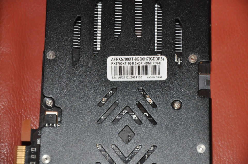Grafikkarte AFOX RX 5700XT 8GB DDR6 / keine Bildausgabe - für Bastler ...