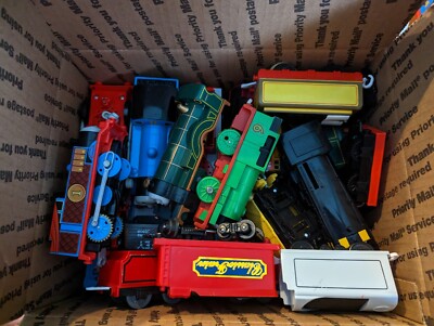 Lot Of Thomas The Tank Engine Toys Some Broken | eBay
