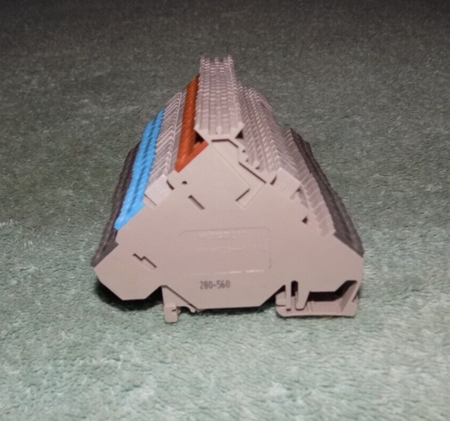 21 New WAGO 280-560 Sensor Terminal Block 3 Conductor with 40 Jumper ...