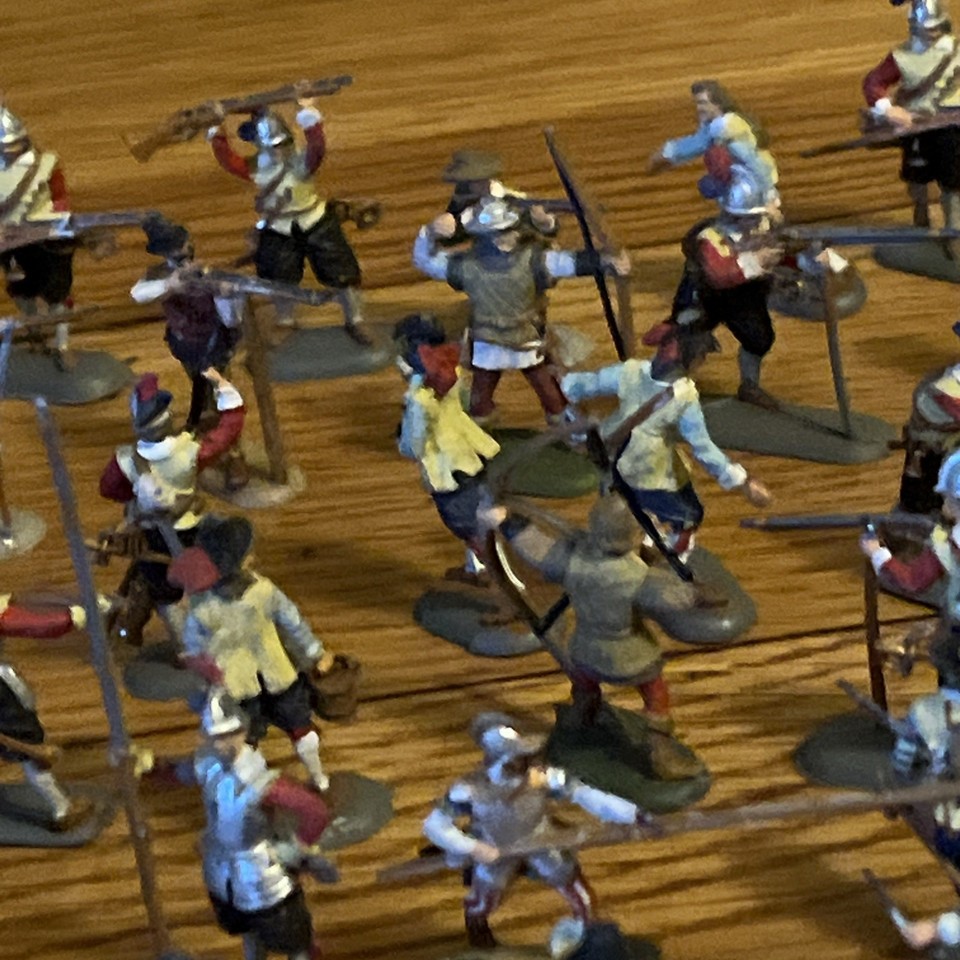 Call to arms / Revell ? English civil war cavalier & Roundhead 1:72 ...