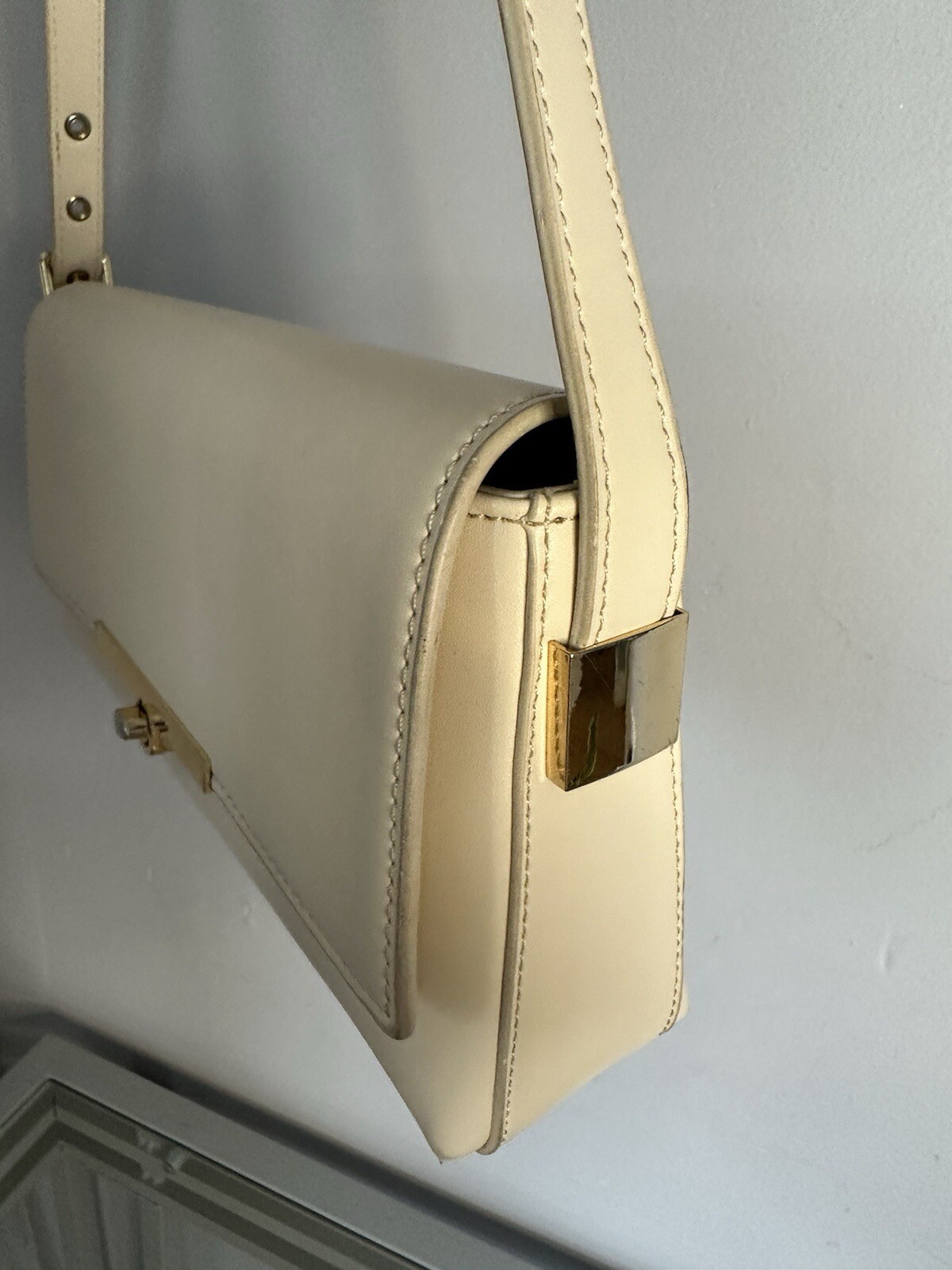 Simply Retro Shoulder Bag | eBay