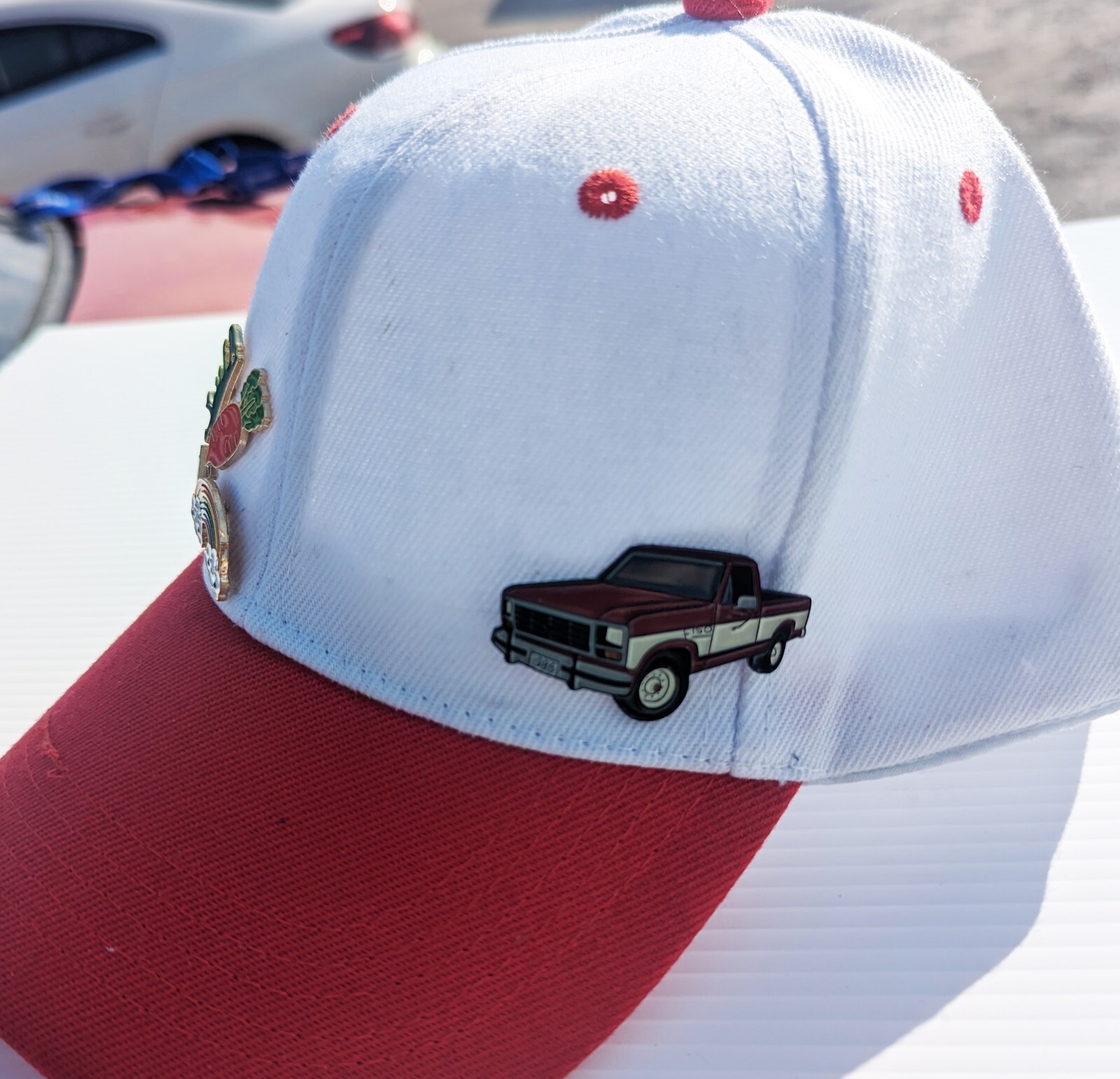 Pin Maroon Truck For Caps Clothing Enamel Badge Pick Up Truck Pin ...