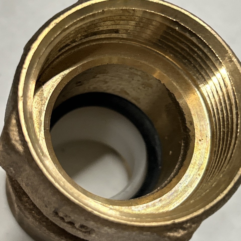 MUELLER H-15073 Straight Coupling Insta-Tite 3/4” IPS PE x 1” Copper ...