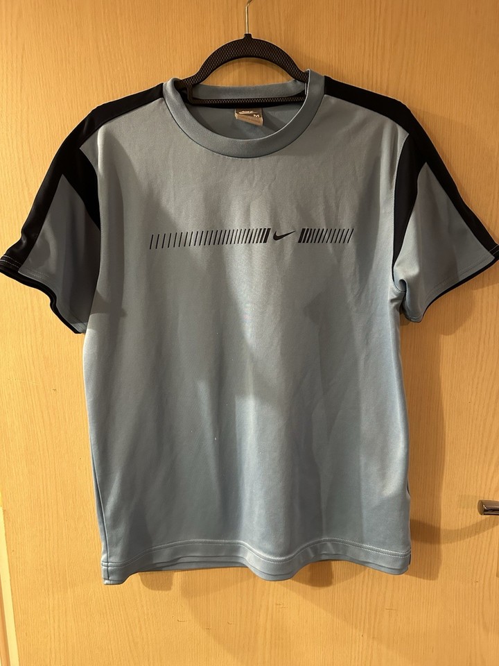 Vintage Nike Men’s Dri-Fit Tee Light Blue & Navy Size M Good Condition ...
