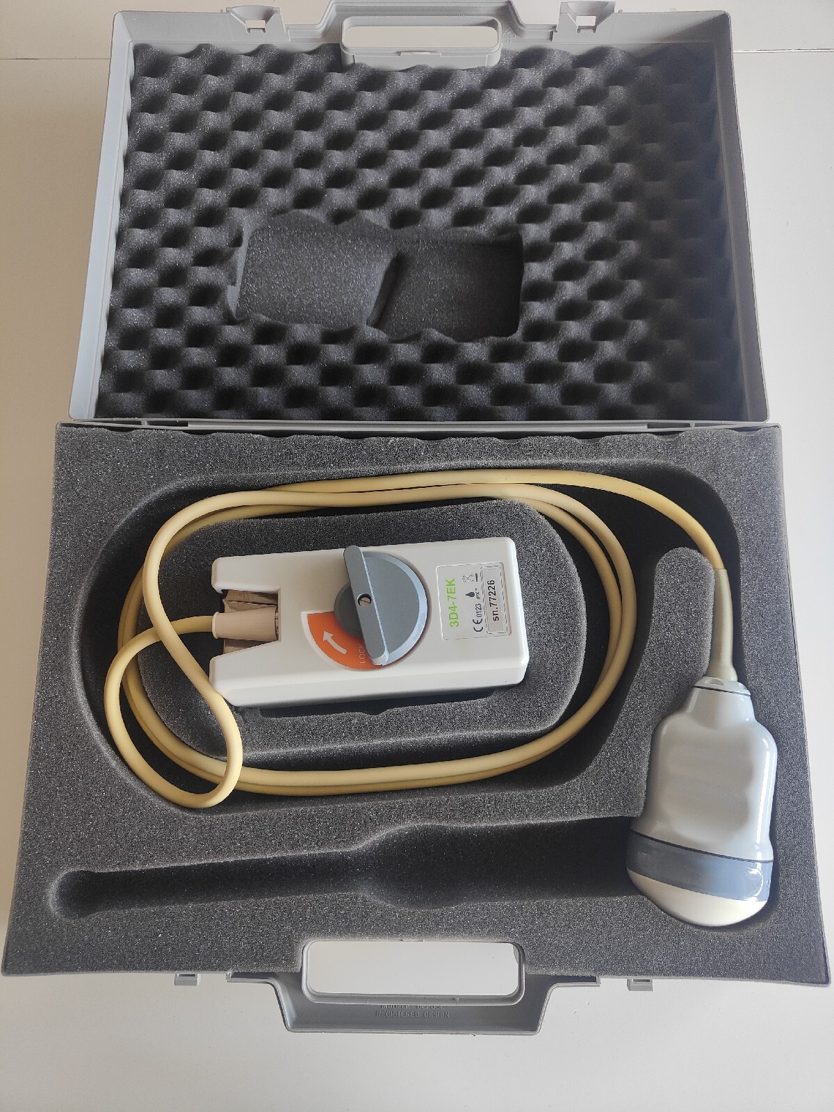 3D4-7EK Medison SonoAce 8000 Live Ultrasonic Probe - (3D/4D, Abdomen ...