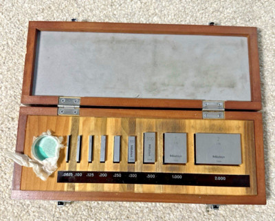 MITUTOYO 516-930 Gage Block Set .0625-2" with 1/2” Optical Parallel ...