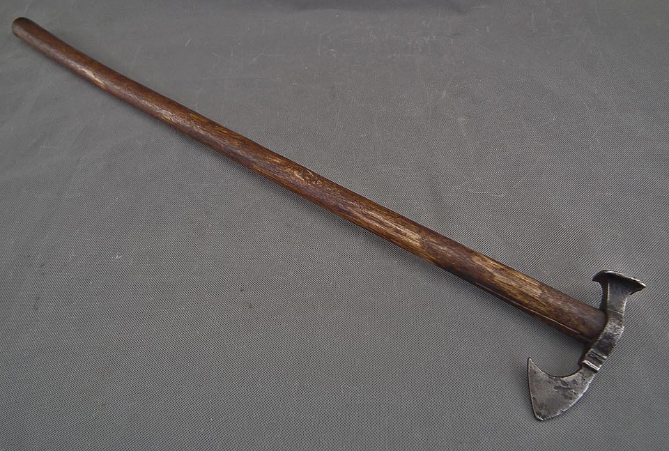 Antique Polish Axe Czekan 17th Century Poland to sword sabre karabela ...