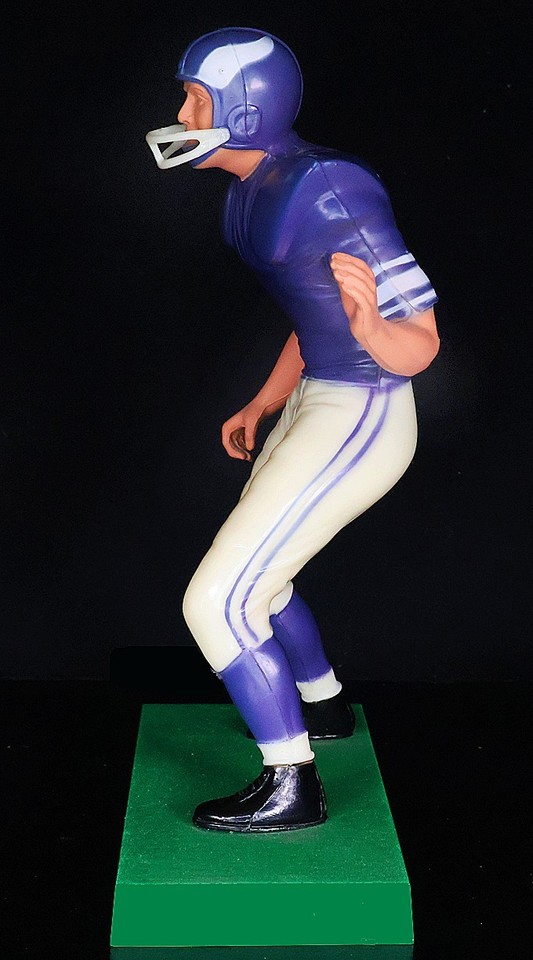 1958 - 1962 Hartland Plastics Football Statue Minnesota Vikings Lineman ...