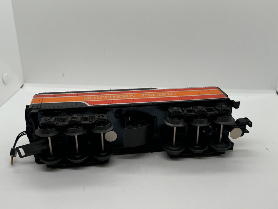 LIONEL TRAINS, die cast steam engine and tender, Southern Pacific | eBay