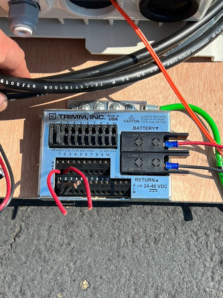 CIENA 3930 MODEL 170-3931-900 Service Delivery Switch w/Extra's ...