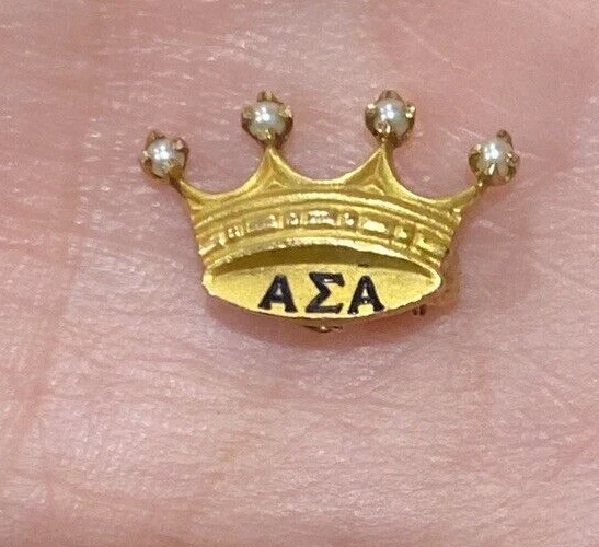 Alpha Sigma Alpha Crown
