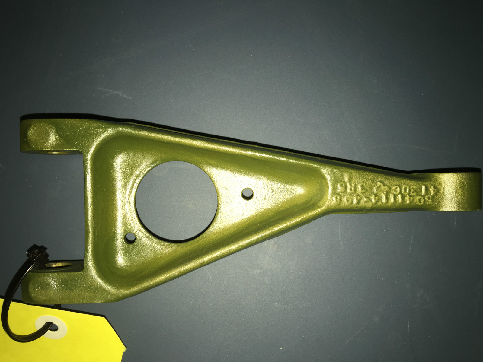 CESSNA 402B MLG Torque Link Assembly, Lower, Left. CESSNA P# 5141005-9 ...