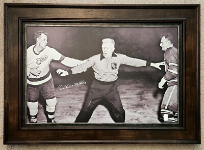 Gordie Howe Framed 25X35 Signed Autographed Canvas The Separation AP 1/ ...