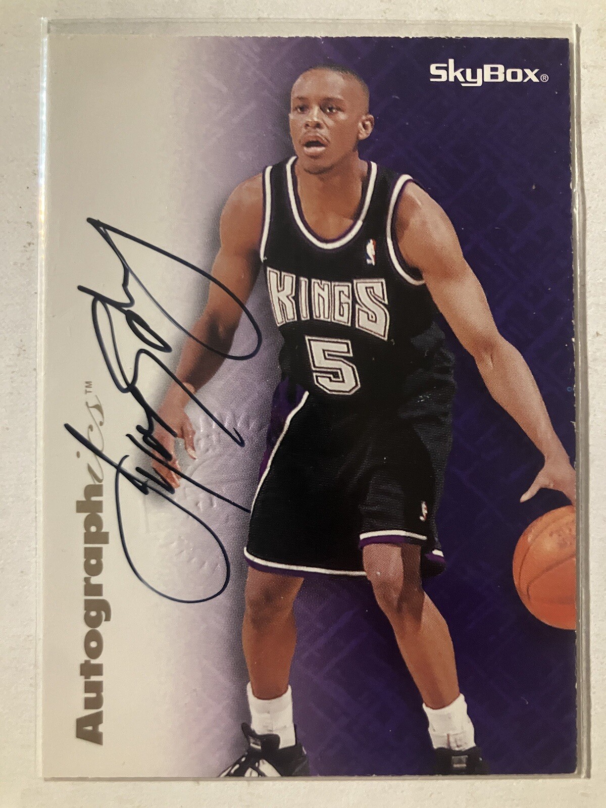 1996-97 SkyBox Premium #NNO Tyus Edney Autographics Black Ink | eBay