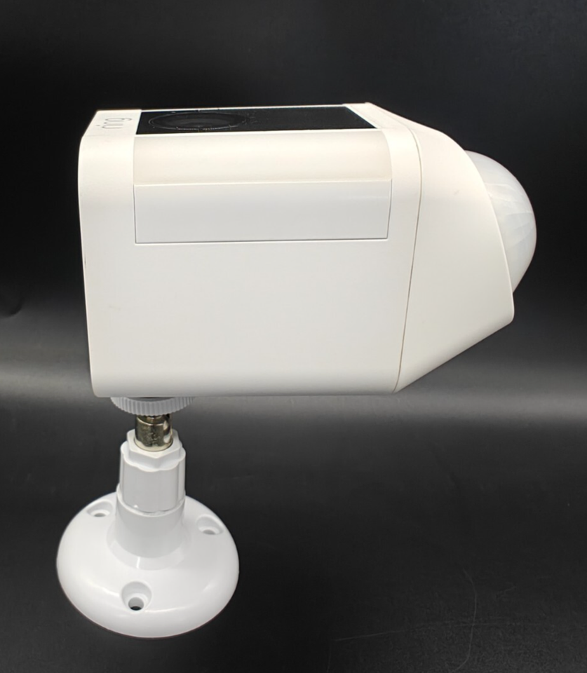 Ring Spotlight Cam 5AT3S8 Outdoor HD Security Camera Two Way Talk 2 ...