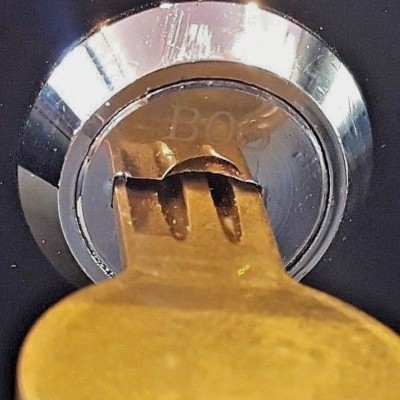 B05 KEY 2 NEW KEYS FOR HUSKY TOOL BOX KEY CODE B05, Home Depot ...