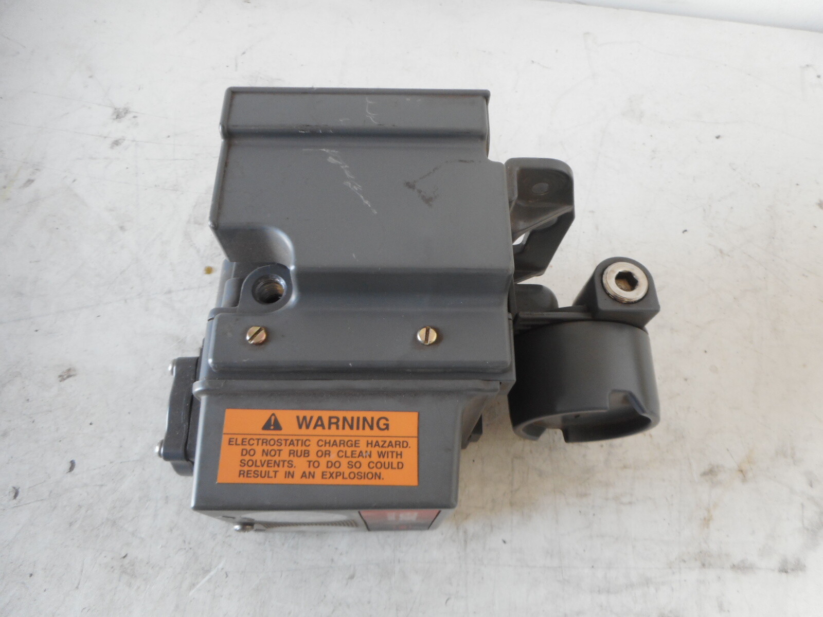 FISHER FIELDVUE DVC5000 VALVE POSITIONER CONTROLLER -- DVC5010 4-20MA ...