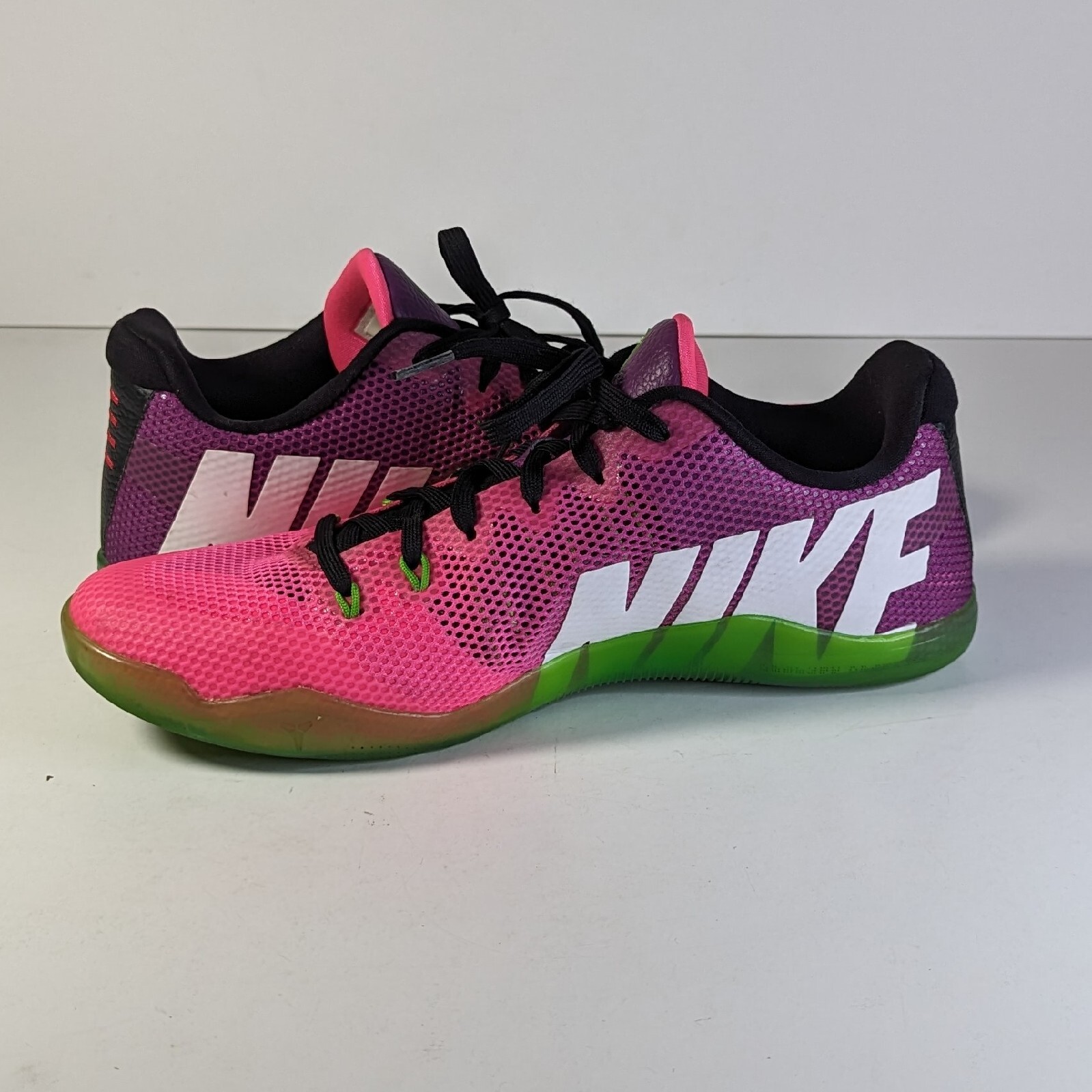 Nike Kobe 11 XI Low EM Mambacurial Hot Pink Neon Flas… - Gem