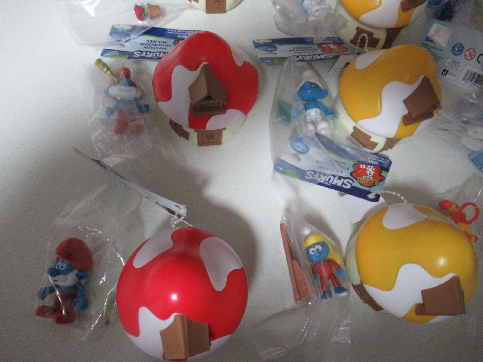 Smurfs Set of 12 Jazwares Mushroom Houses and Smurfs | eBay Australia