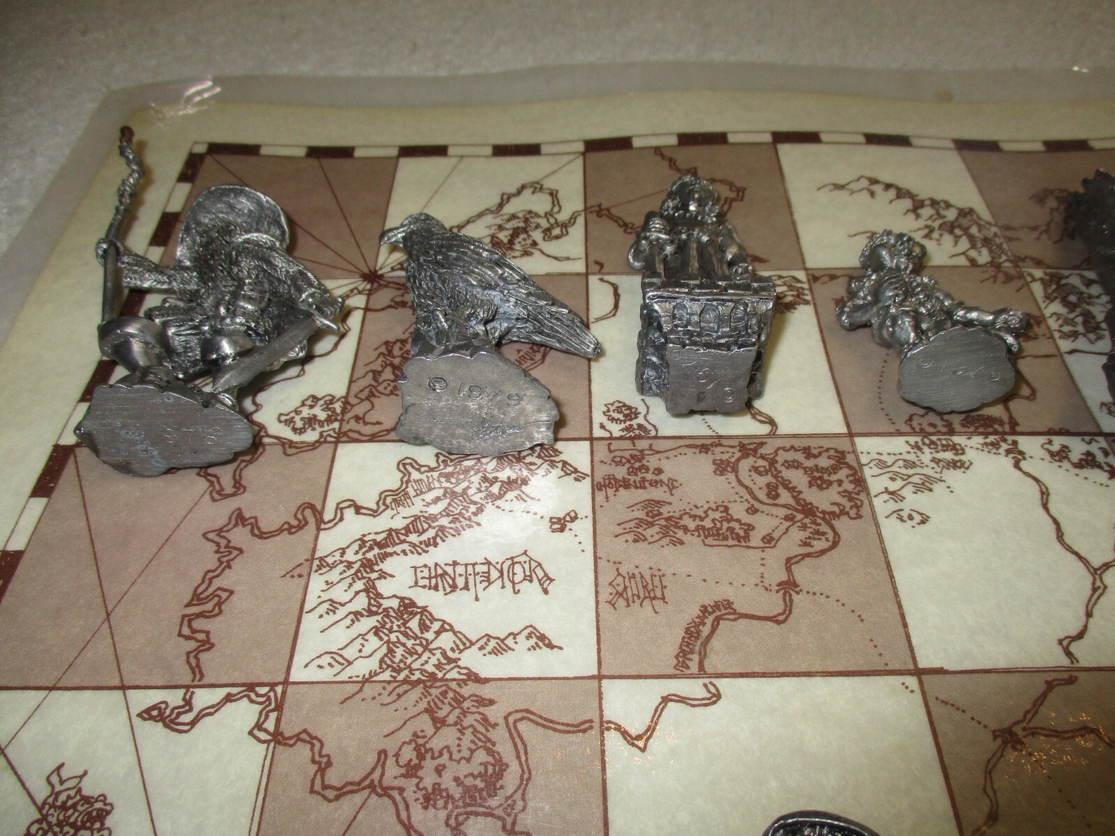 HOBBIT CHESS SET 1979 FELLOWSHIP FOUNDRY COMPLETE SET KEVIN O'HARE ...