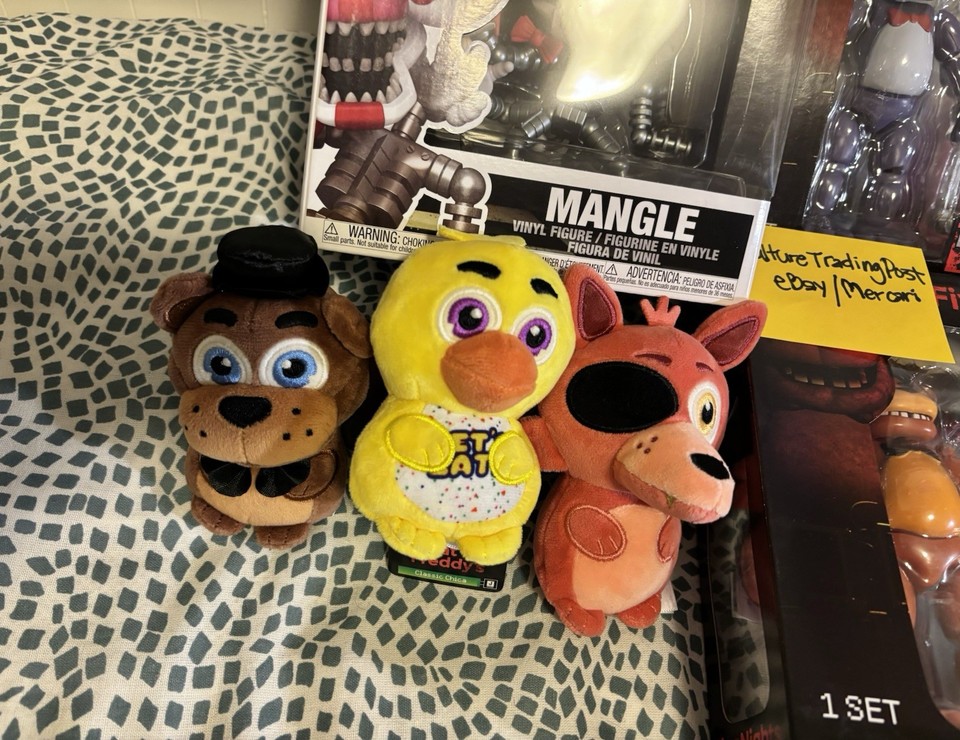 Five Nights at Freddy’s 2 BUNDLE Endo Series Figures + Mangle + Mini ...