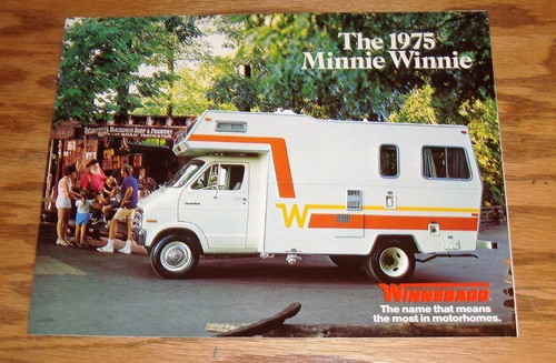 Original 1975 Winnebago Minnie Winnie Foldout Sales Brochure 75 RD RG ...