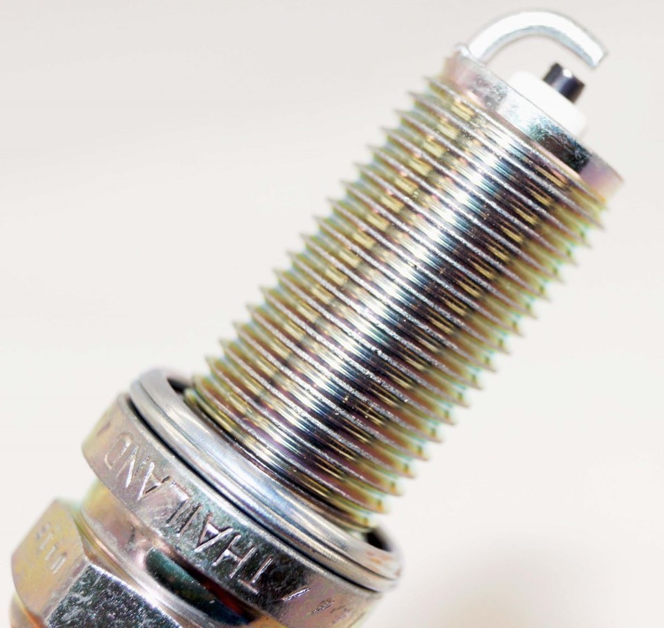 4 Pack Genuine Authentic NGK 92038 V-Power Spark Plugs Standard LFR7A ...